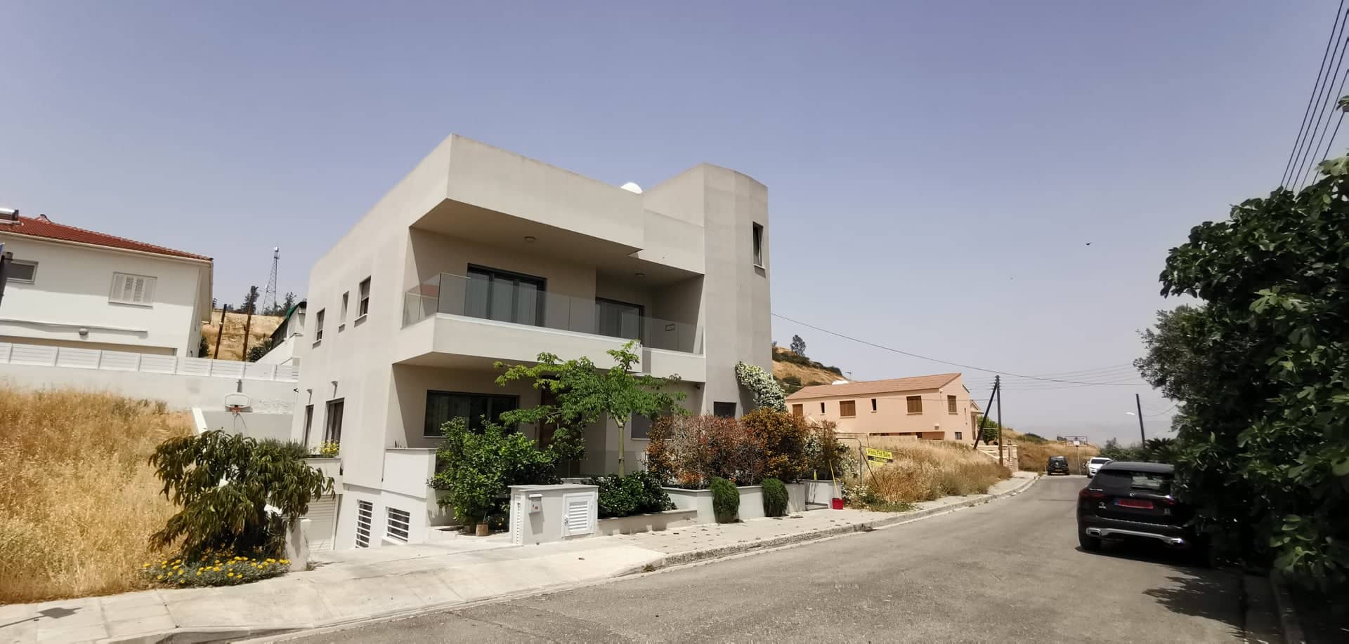 21 Property Finder. Buying and renting property in Cyprus